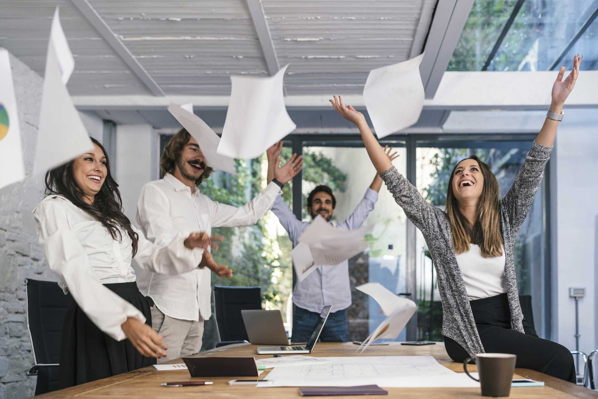 12 Estrategias para energizar tu equipo